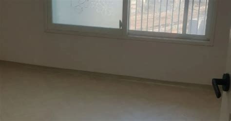 입주청소 서비스를 이용했는데 정말 만족스러웠습니다 창틀 타일 줄눈까지 꼼꼼하게 청소해 주셔서 새집 같은 느낌이 들었습니다 청소 후 점검 시간도 주셔서 부족한 부분을