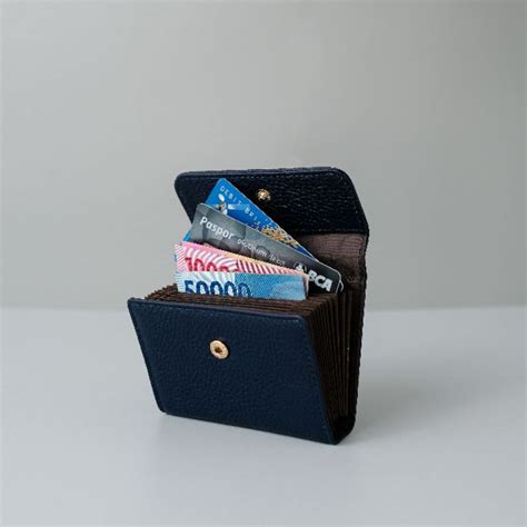 Playbook Lucy Card Wallet Shopee Philippines