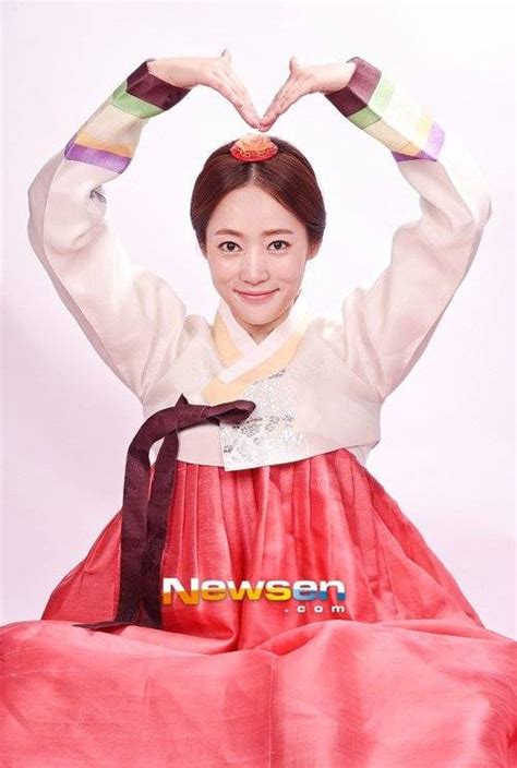 Yoon Ah Jung Picture 윤아정 Hancinema