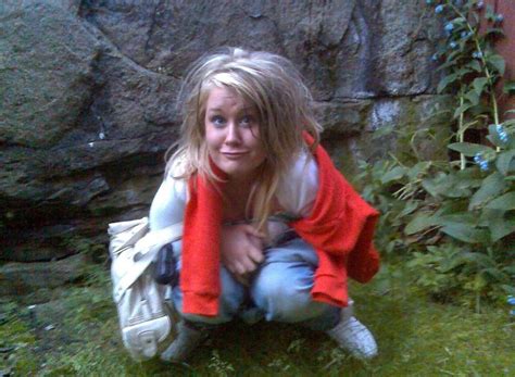 Different Naughty Poses Of A Young And Hot Sex Kitten Porn Pictures