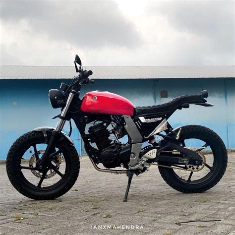 Yamaha Byson Custom Scrambler Tracker