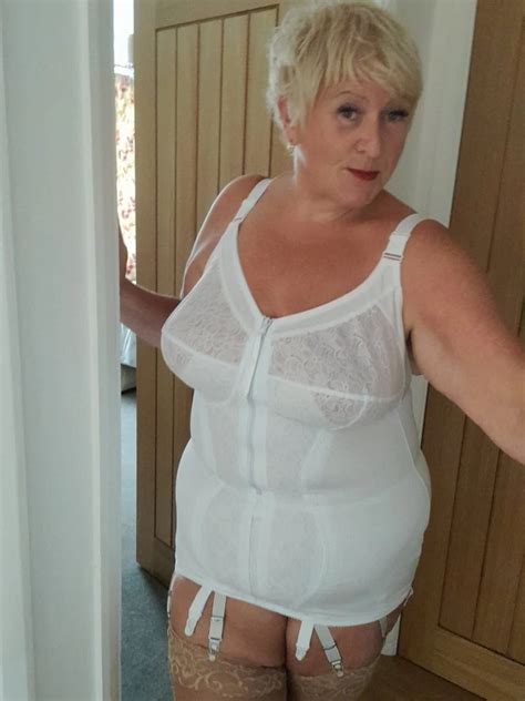 Vintage Corsalette Tease 12 Pics Xhamster