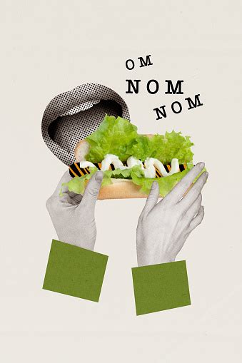 인간의 열린 입 물기 큰 건강에 해로운 소시지 핫도그 패스트 푸드 절연 통하고 있는 회색 배경 등 기타 포스터 광고 창의력에 대한 스톡 사진 및 기타 이미지 Istock