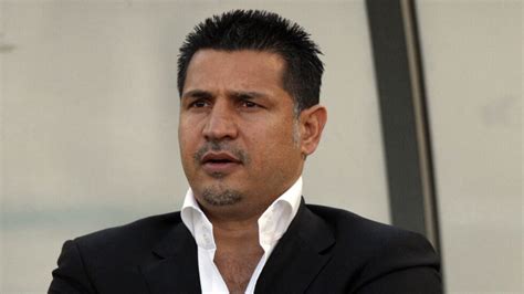 علی دایی سکوت، حکم خیانت به انسانیت و میهنم را دارد