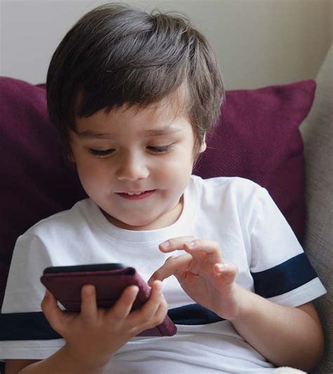 मोबाइल का बच्चों पर प्रभाव Bacho Ko Mobile Se Nuksan
