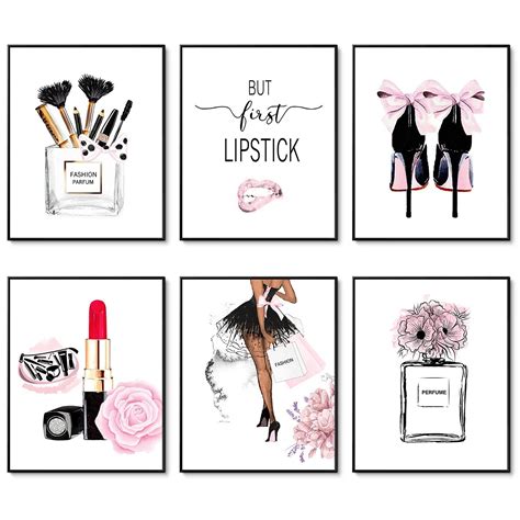 Beauty Room Decor Panosundaki Pin