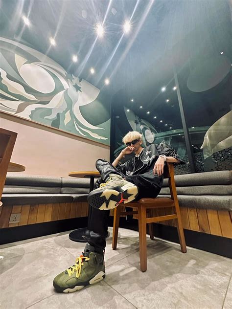 「g Devith ជី ដេវីត 🇰🇭」おしゃれまとめの人気アイデア｜pinterest｜rykaso