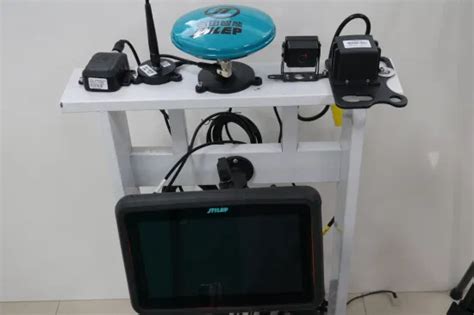 Tractor Autopilot Gps Precision Agriculture Auto Steering System Autoguiado Para Tractor Gps