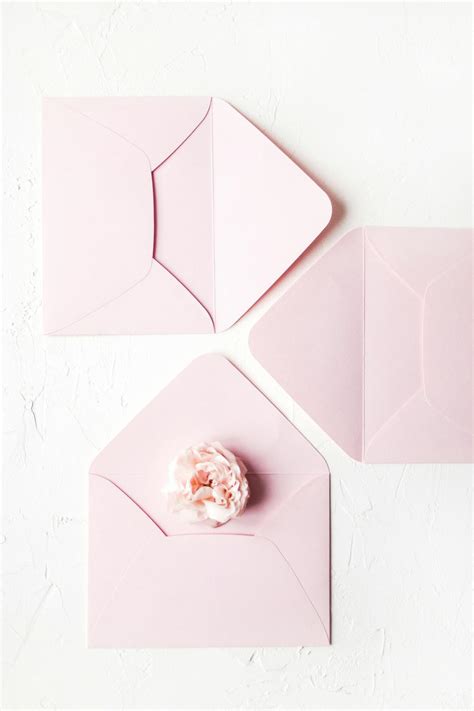 구성 그리팅 카드 글자 기둥 깨지기 쉬운 꽃 꽃무늬 낭만적인 놀라다 다정한 단순한 머리 위로 메시지 문구 미니멀 미니멀리스트 발렌타인 보내다