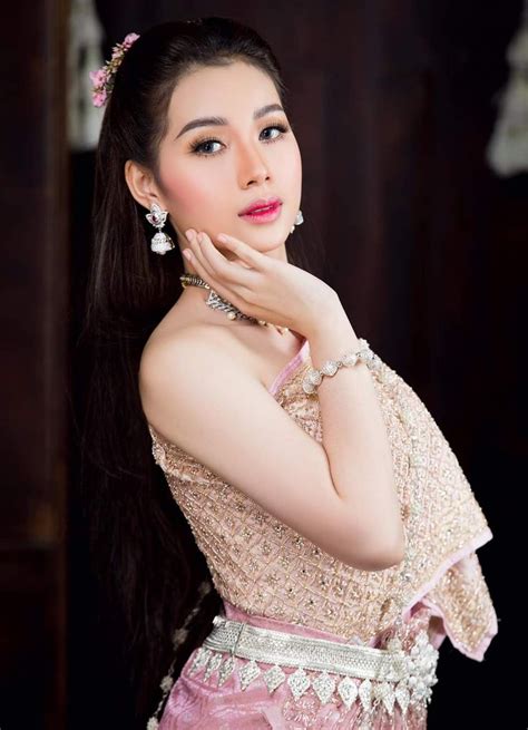 🇰🇭 Cambodia 🇰🇭 Beautiful Cambodia Wedding Outfits ️ Elegant Khmer