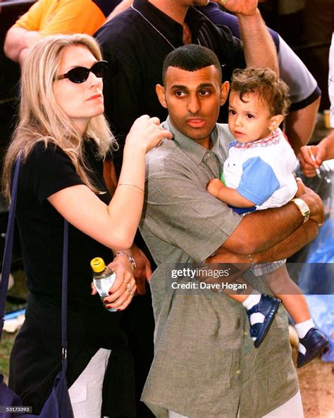 Boxer Prince Naseem Hamed With His Wife Eleasha And His Son Sami