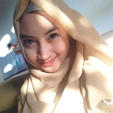 Wanita Cantik Dari Jawa Word Hijab Day
