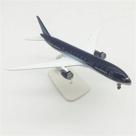 โมเดลเครื่องบิน Azerbaijan B787 ขนาด 20 ซม ทำด้วยเหล็กอัลลอย มีล้อและขาตั้งโชว์ให้ สวย งาน
