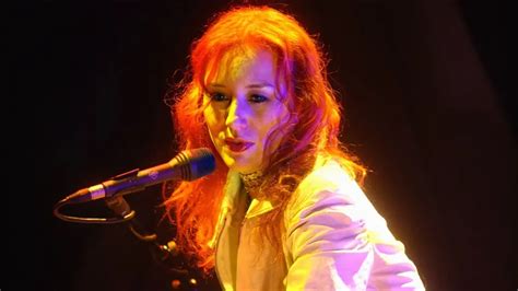 Musikens Tori Tori Amos Och Resan Genom Känslor Klaviatur Och Kompromisslös Konst