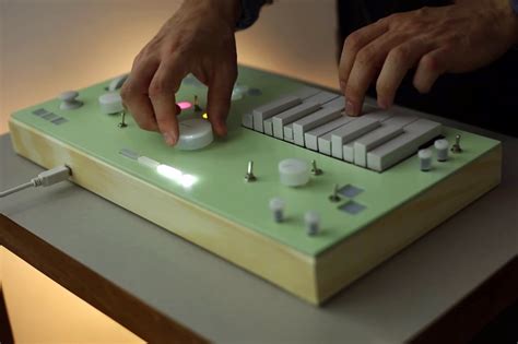 21 Million Views In 6 Days What Made This Midi Synths Launch Video So Viral Yanko Design 21 Million Views In 6 Days What Made This Midi Synths Launch Video So Viral Yanko Design