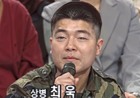 상병 최욱 미모 정치 시사 에펨코리아