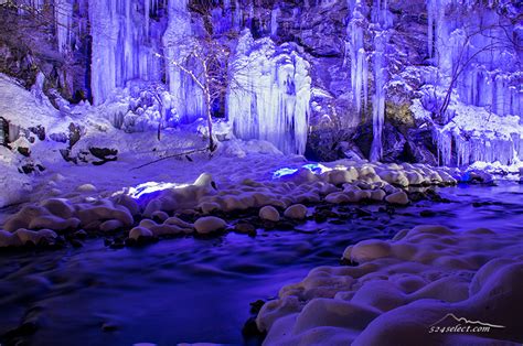 三十槌の氷柱 水面 みなも 編