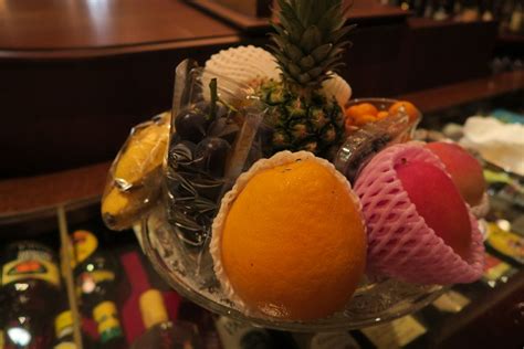 季節のフルーツを使った絶品カクテルが楽しめる『しゃるまんぱるーる』 Sirabee