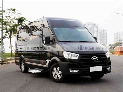 Xe Tải Van Hyundai Solati 3 Chỗ 940kg Giá Tốt Nhất 2025