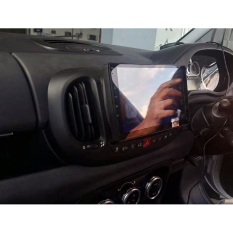 Fiat 500l 2012 2017 High Spec Android Gps Navigation Radio Unit With Carplay Kakadi