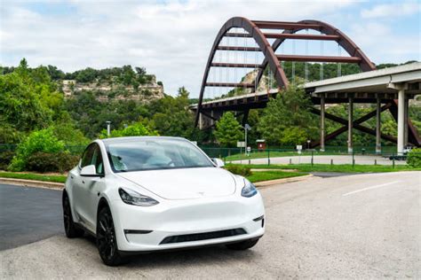 Tesla Model Y 스톡 사진 및 일러스트 Istock