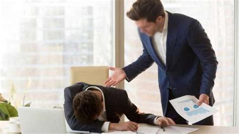 نمونه لایحه دفاعیه توهین وکیل دان