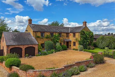 Houses For Sale In Northampton Northampton Houses To Buy Primelocation
