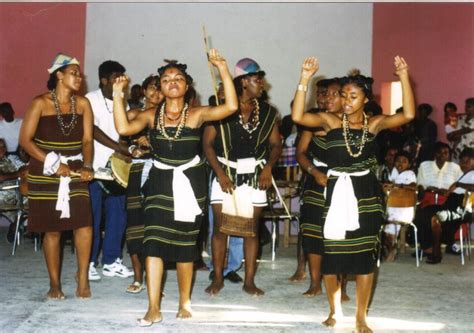 Ngoma Tinondia Tononkira Malagasy