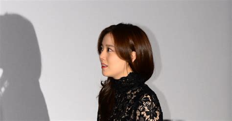 [포토] 문채원 블랙 레이스에 드러난 아찔한 각선미