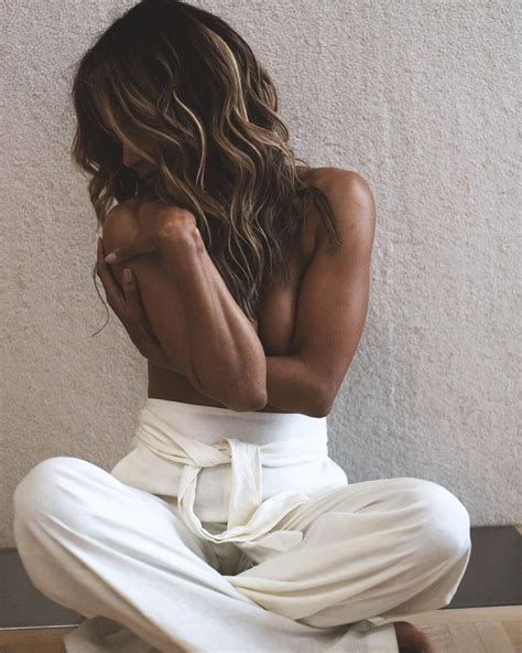 Halle Berry Topless Foe End Of Summer Photos The Fappening