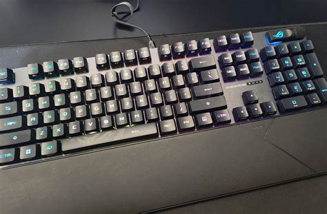 Pc Ekspert Hardware Ezine Asus Rog Strix Scope Ii Rx Recenzija