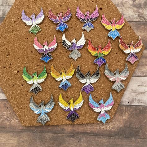 Bisexual Pride Enamel Pins 💜 R Bisexual
