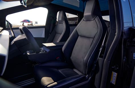 Tesla Cybertruck 2026 Review Specs Price And Mileage Brochure