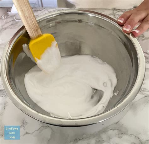 How To Make Fluffy Slime Using Shaving Cream At Home