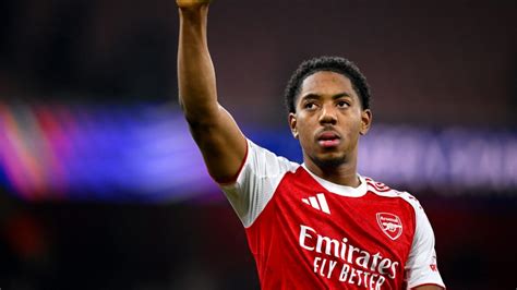 Myles Lewis Skelly Arteta Makes Bold Claim About United Target Man