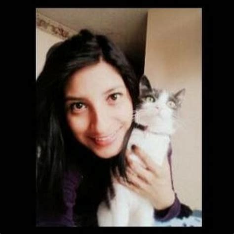 Daniela Fandiño Youtube