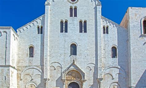 Cityguide Bari Van Vergeten Havenstad Tot Bruisende Bestemming