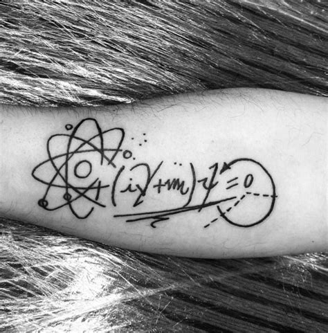 Pin De Andre Zinner En Tatoo Ecuación De Dirac Tatuaje De Química Formula De Dirac