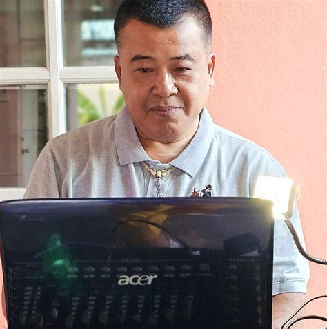 Lek 🌏เเจกฟรีเสื้อยืด โลกทัังใบ Special Collection จาก เล็กรัชเมศฐ์ 🌎กติกาง่ายๆ 1 เพียงเข้า