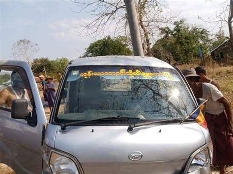 ရွှေတောင်မှာကားမှောက်လို့ ၁ နှစ်အရွယ်ကလေးအပါ ၄ ဦးသေ၊ ၁၀ ဦးဒဏ်ရာရ