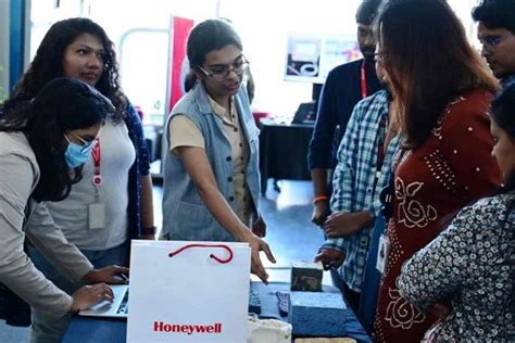 Honeywell Partners With Iiscs Sid To Support Deep Science Startups