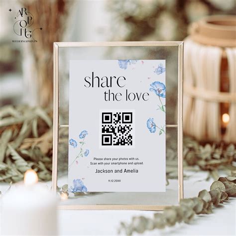 QR Code Sign Sharing Template Love Minimalist Flower Clay Photo Album Share QR Code Photo