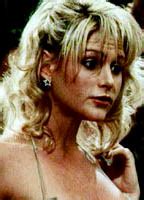 Ami Julius Nue Dans The Malibu Bikini Shop