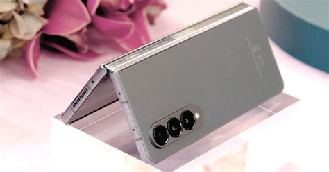 How To Pre Order The Samsung Galaxy Z Fold In Australia Reviews Org