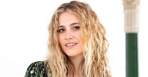 Pixie Lott Looks Unrecognisable As She Reveals