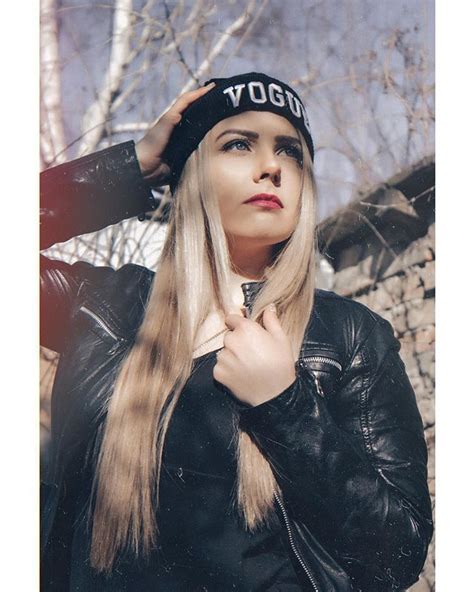 Скажи «НЕТ ⠀ ⠀Сегодня рубрика игнатенко советы ⠀ ⠀ Вещам не подходящим к ситуации ⠀В офис не