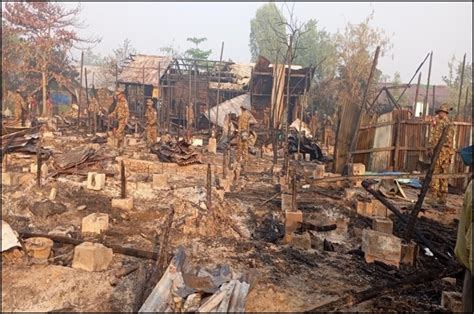 စစ်တွေမြို့နယ်၊ ခေါင်းဒုက္ကာကျေးရွာရှိ ကယ်ဆယ်ရေးစခန်း မီးလောင်ကျွမ်းခဲ့မှုအား ပြန်လည် ထူထောင်ရေး