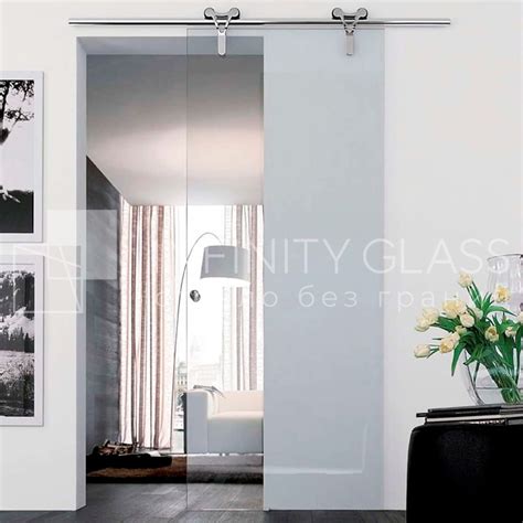 Двери с прозрачным стеклом купить на заказ в СПб, цена изготовления от ...