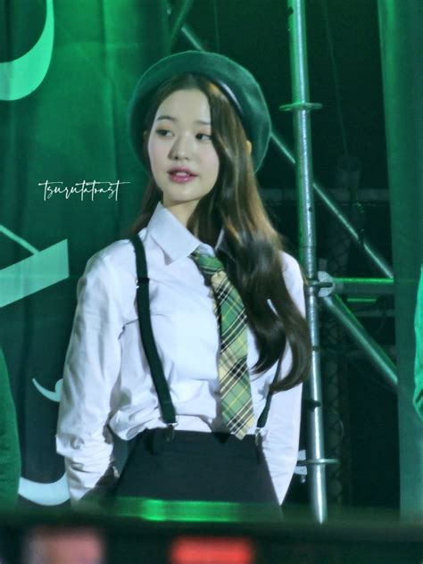 장원영 And 안유진  인스티즈 Instiz 인티포털 카테고리