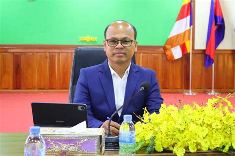 កិច្ចប្រជុំត្រួតពិនិត្យ លើសេក្តីព្រាងរបាយការណ៍បូកសរុបលទ្ធផលការងារចុះវេទិការសាធារណៈតាមបណ្តាក្រុង